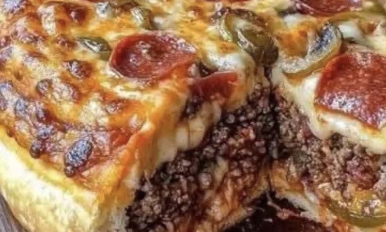 Ultimate Stuffed Layered Pizza Pie - DEESVIRAL
