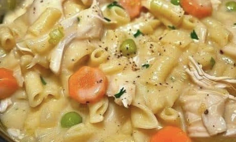 Creamy Chicken Noodles - DEESVIRAL