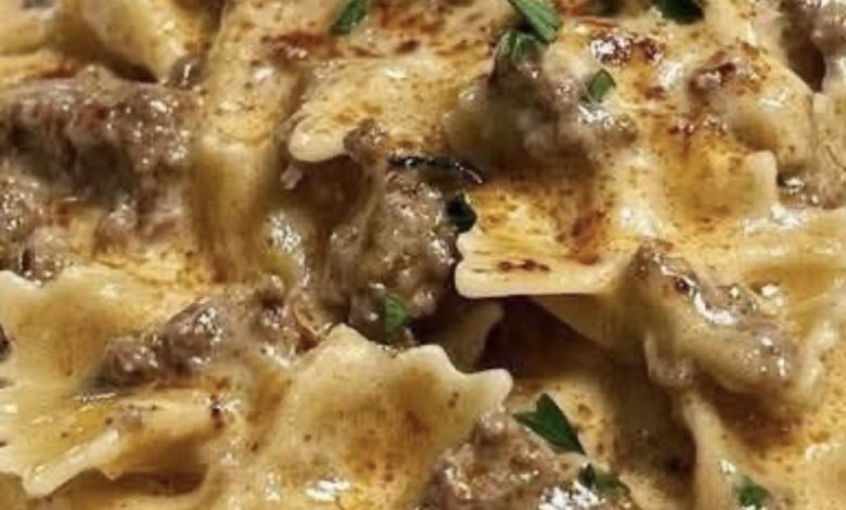 Creamy Parmesan Garlic Beef Bowtie Pasta - DEESVIRAL