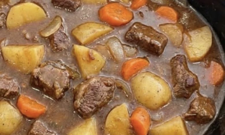 Thick and Cozy Crock Pot Beef Stew - DEESVIRAL