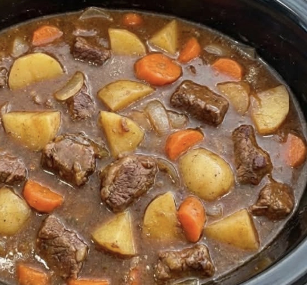 Thick and Cozy Crock Pot Beef Stew - DEESVIRAL