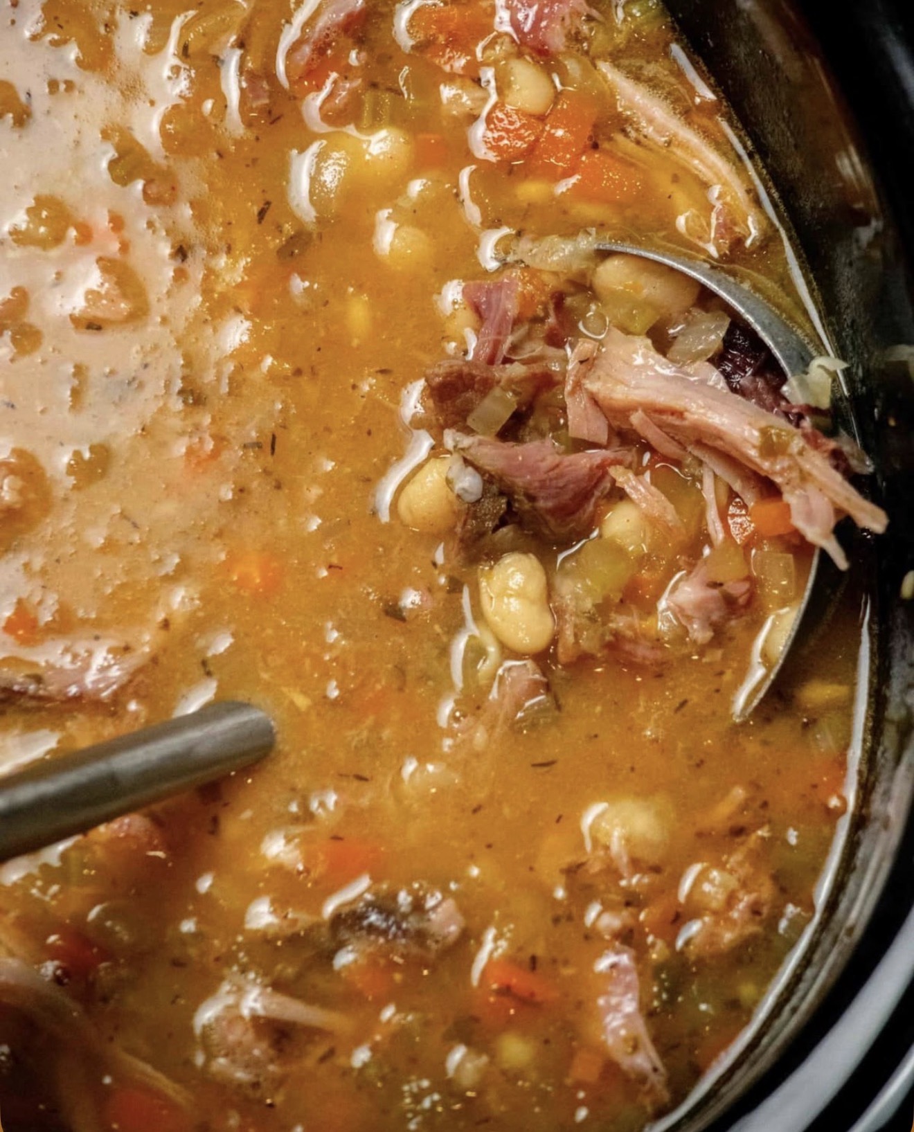 Ham Bone Bean Soup - DEESVIRAL